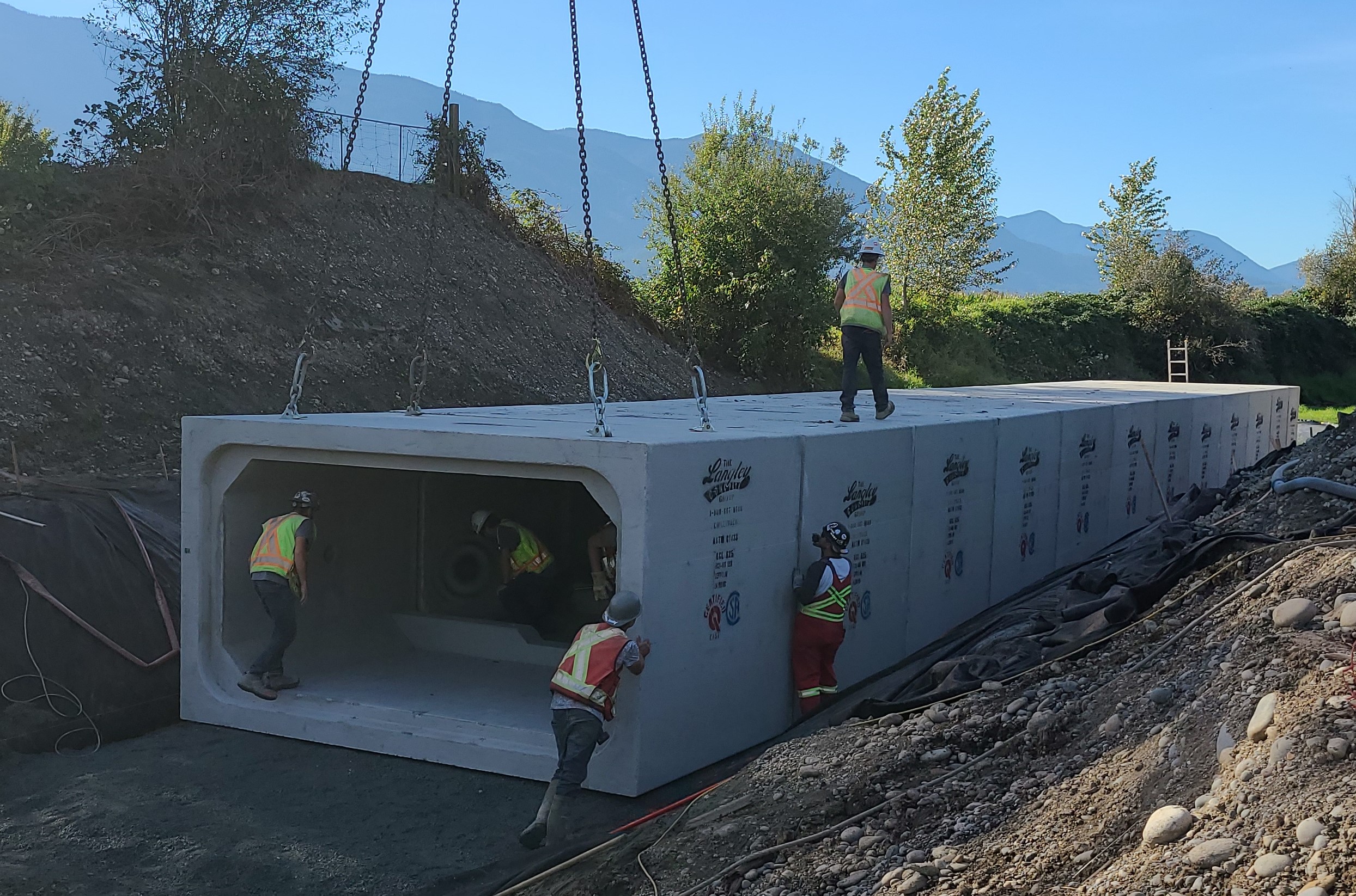 Precast Concrete Flood Box Saves Town of Agassiz, B.C. from Floods - CCPPA